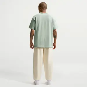 Nike Sportswear Premium Essentials T-shirt - Green