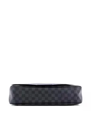 LOUIS VUITTON Daniel Messenger Bag Damier Graphite Gm