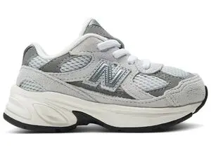 NEW BALANCE 2010 Bungee Lacein