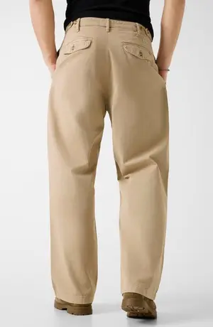 Guess Pleated Baggy Jeans
