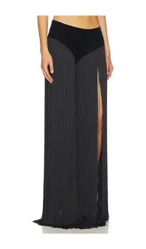 MARKGONG Swan Long Tassel Shorts