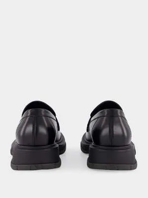 Gucci Leather Loafers With Tonal Logo