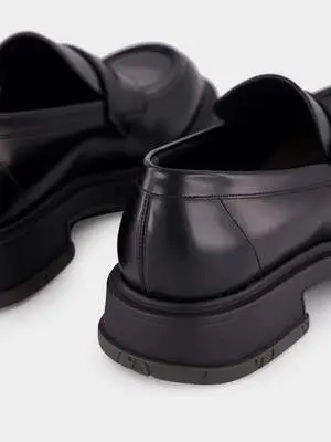 Gucci Leather Loafers With Tonal Logo