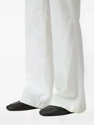 Closed Wide Leg Patch Pocket Jeans