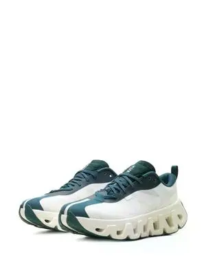 On K-tech 1 Sneakers - White