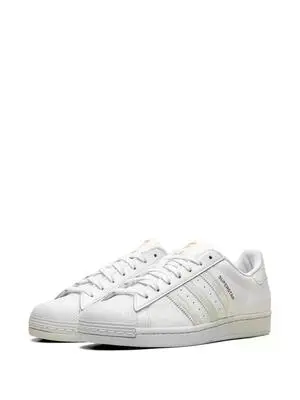 Adidas Superstar Sneakers - White