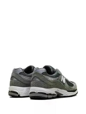 NEW BALANCE 2002r Sneakers - Green