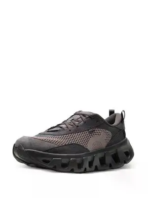 On X Kith K-tech 2 Thorn Ganache Sneakers - Grey