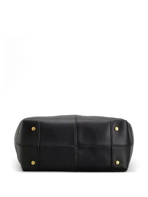 TOD'S Logo Appliqué Shoulder Bag - Black