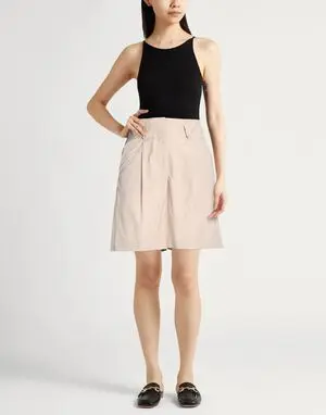 Peserico Solid High-waisted Shorts - Beige