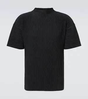 Issey Miyake Homme Plissé Monthly Colors: March Pleated T-shirt - Black