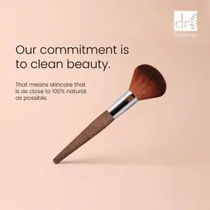 DR BOTANICALS Coffee Ground Powder Brush