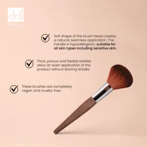 DR BOTANICALS Coffee Ground Powder Brush