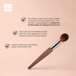 DR BOTANICALS Coffee Ground Illuminating Brush For Anti-aging