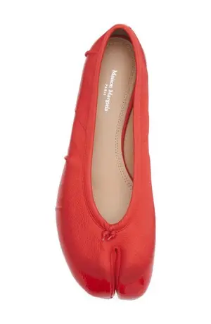 MAISON MARGIELA Tabi Ballet Flat - Red