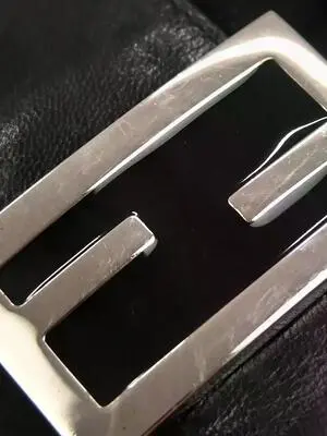 Fendi 2009 Mamma Baguette Buckle Handbag - Black