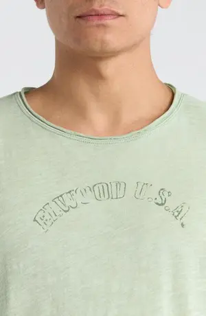 ELWOOD Weathered Logo Graphic T-shirt