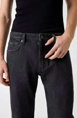 Guess G16 Straight-leg Jeans - Dark