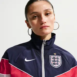 Nike England Windrunner Soccer Uv Woven Jacket - White