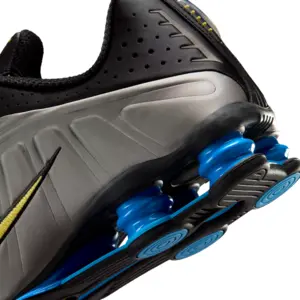 Nike Shox R4 "brazil" Shoes - Black