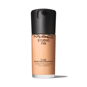 MAC COSMETICS Studio Fix Fluid SPF 15 24HR Matte Foundation & Oil Control Nw20