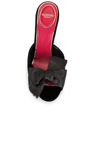 Valentino Garavani Vg Marie Velluto Bow 105 Mule - Nero