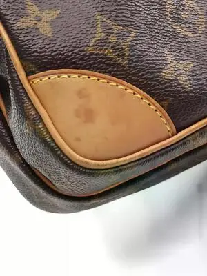 LOUIS VUITTON 2002 Amazon Monogram Crossbody Bag
