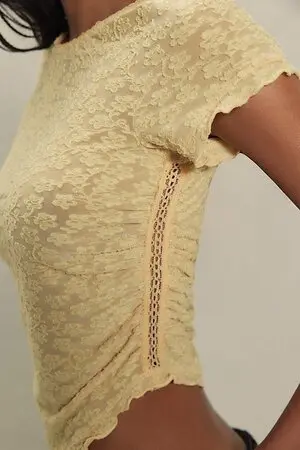 Free People Anora Baby Tee Lace Fitted Top - Sunlight