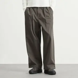 BEAMS New Wide Pleated Chino - Charcoal