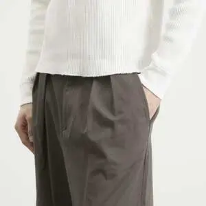 BEAMS New Wide Pleated Chino - Charcoal