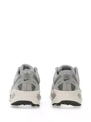 Nike Vomero 18 Sneakers
