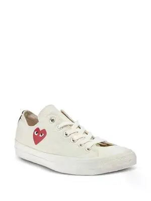 Comme Des Garçons Heart Low-top Sneakers