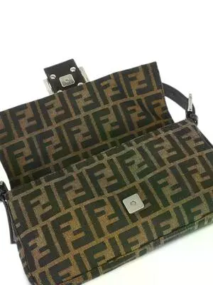 Fendi 2000 Baguette Zucca Handbag - Brown