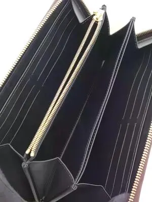 LOUIS VUITTON 2019 Zippy Wallet - Brown
