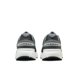 JORDAN Trunner Flow Shoes