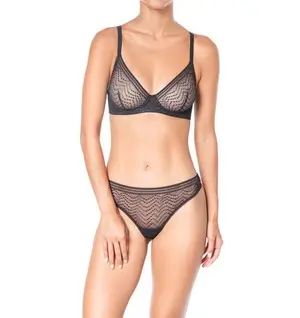 HUIT Eclatante Underwire Bra - Black