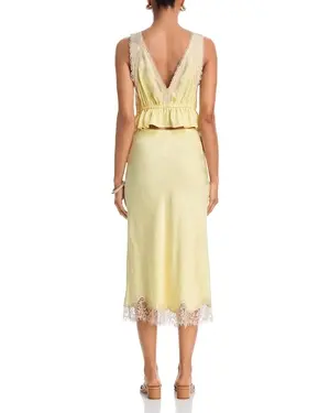 RUMORED Sleeveless Top