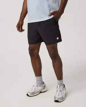 Vuori Banks Session Unlined Short - Black