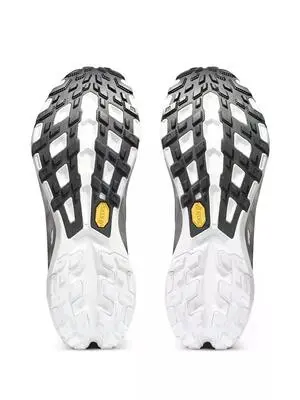 X-BIONIC Terraskin X02 Lace-up Sneakers - Black