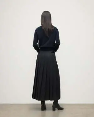 Johnstons Of Elgin Collaboration Long Pleated Wool And Cashmere Kilt