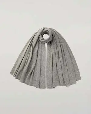 Johnstons Of Elgin Gauzy Cashmere Light Travel Stole - Grey