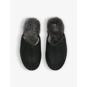UGG Scuff Sheepskin Slippers - Black