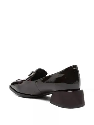 LINDA BAUMANN Patent-leather Loafers - Brown