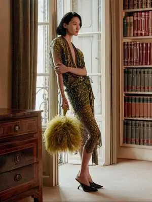 FERRAGAMO Antique Feather Mini Clutch - Yellow