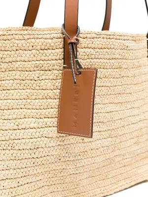 Manebí Ballerina With Strap - Beige