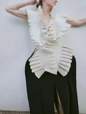 A.W.A.K.E. Mode Ruffled Top
