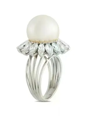 LB EXCLUSIVE 18k White Gold Diamond And Pearl Ring