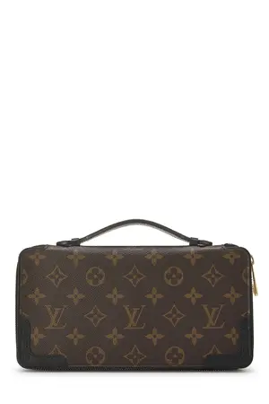 LOUIS VUITTON Monogram Canvas Daily Oragnizer