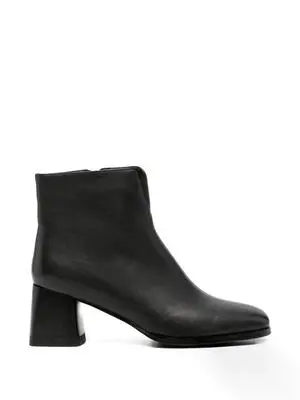 LINDA BAUMANN Square-toe Boots