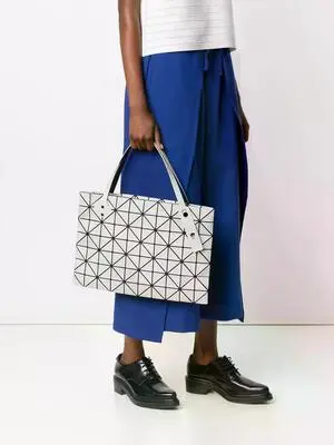 Issey Miyake Rock-1 Tote - Grey